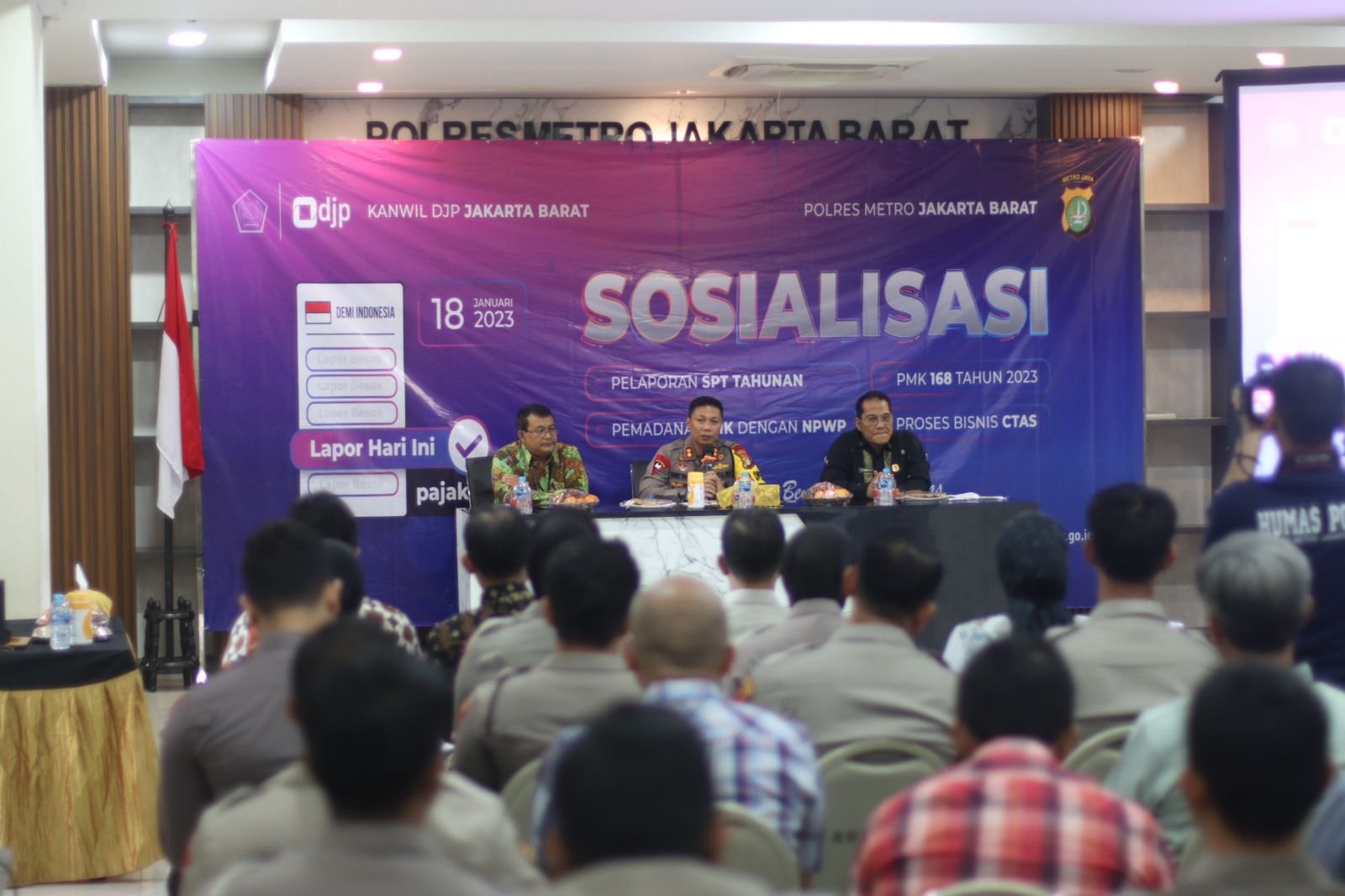 Kanwil Jakarta Barat Memberikan Sosialisai Utuk Memadankan NPWP - NIK ...